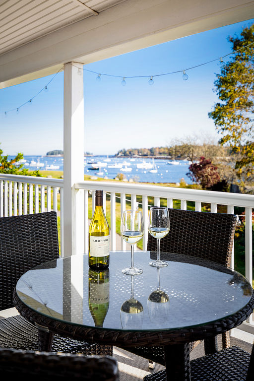 East Wind Inn - Waterfront property with fun, friendly staff ...